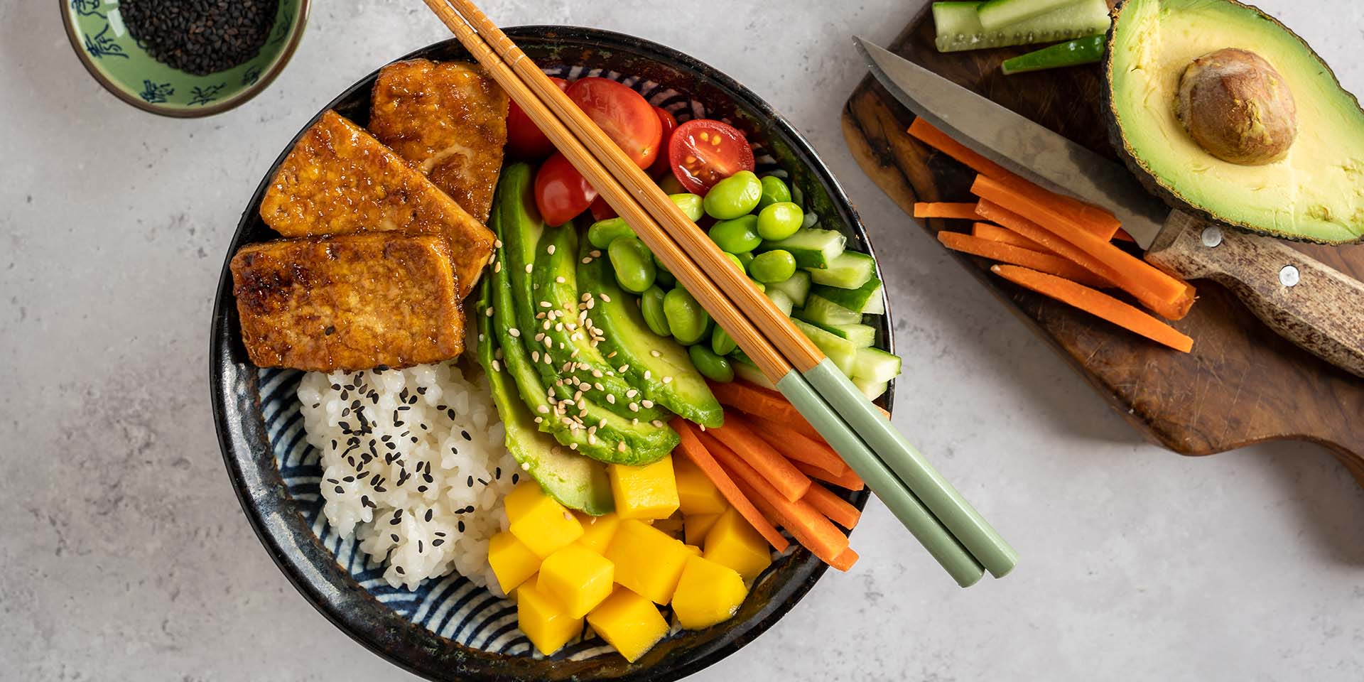 How to Build a Poke Bowl with 5 Easy Recipes