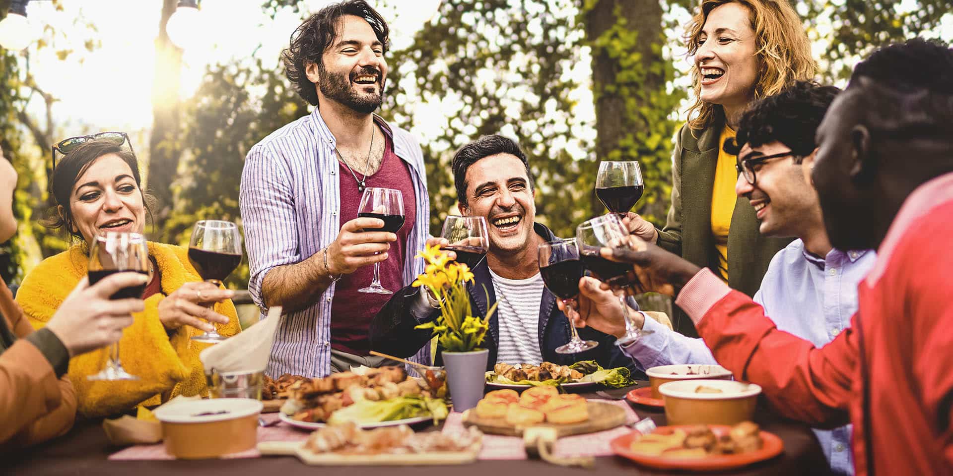 How to Create a Profitable Outdoor Dining Area - Charles Saunders Food ...